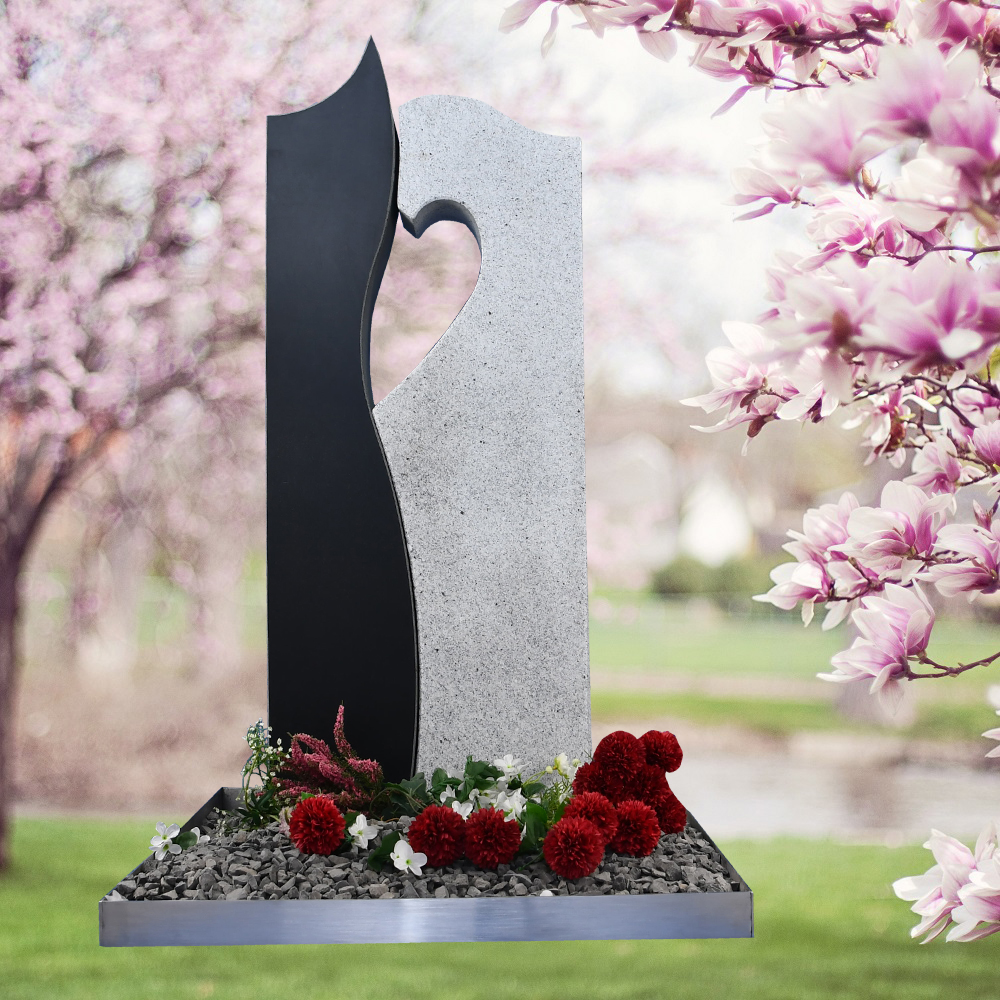 Grabstein mit Herz aus Granit - zweifarbig
